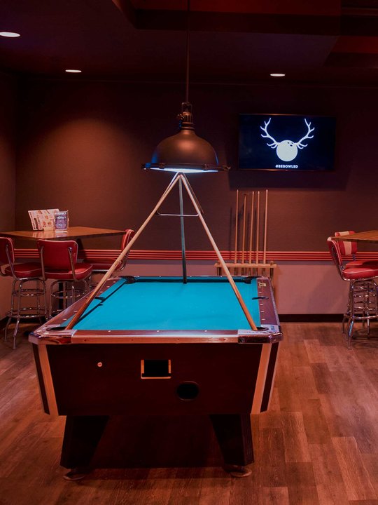 Bowling Alley & Sports Bar in Murrieta | Bowlero