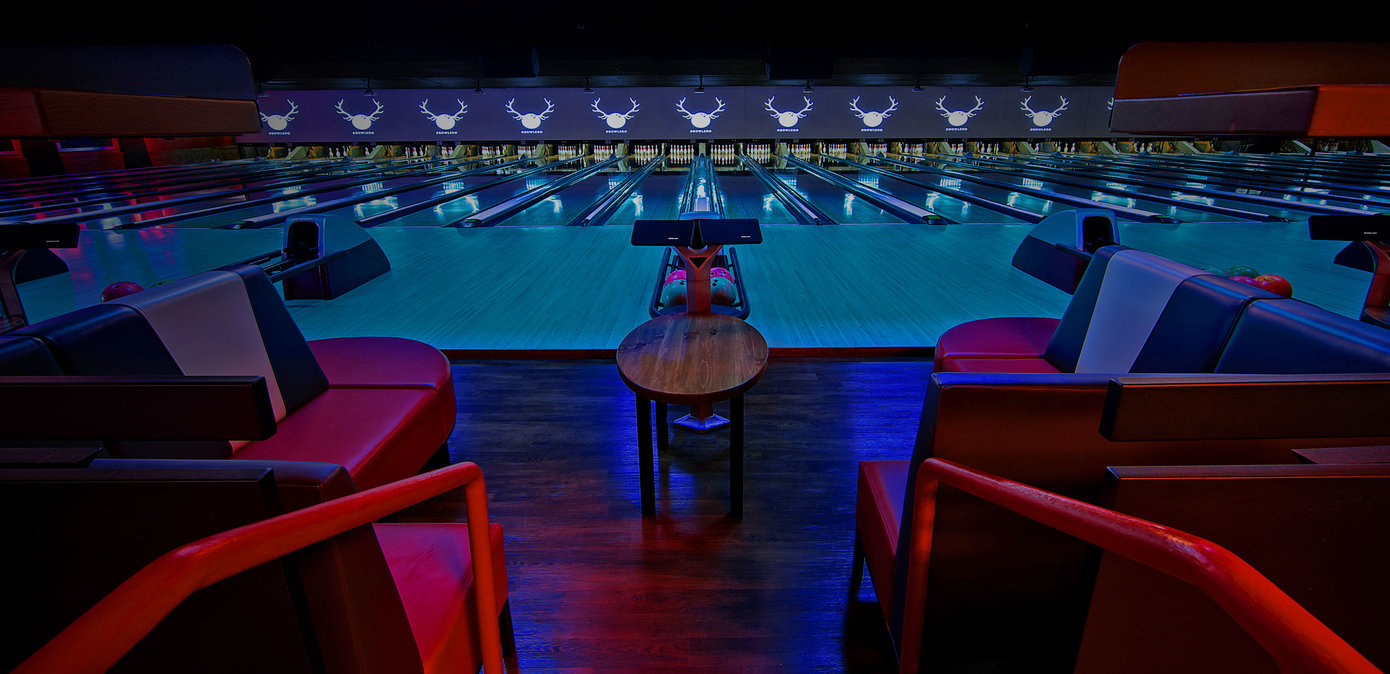 Bowling Alley with Lounge Area Wauwatosa | Bowlero